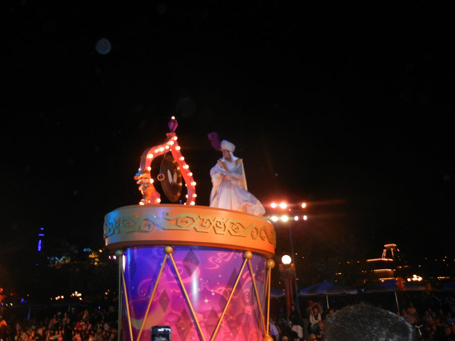 1,000 Pictures of Disneyland - Night Parade